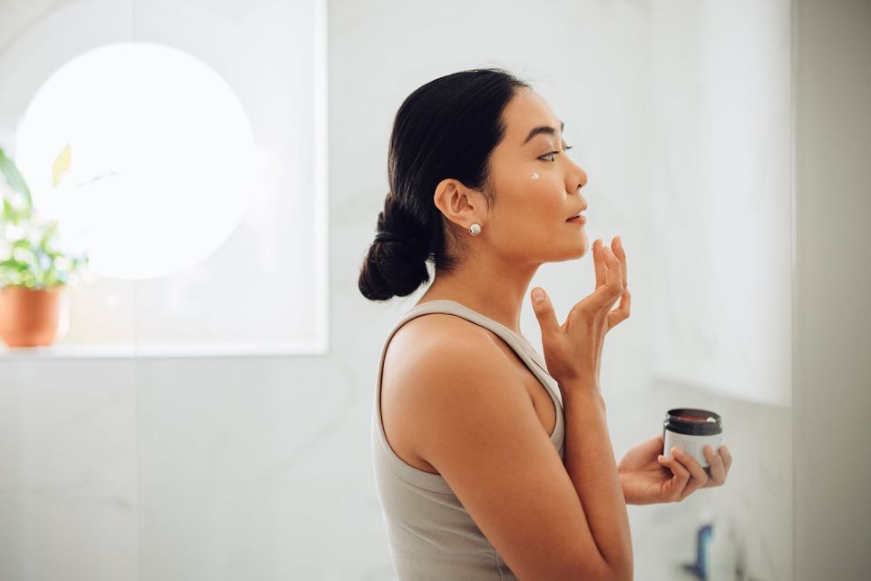 Research reveals why our skin feels ‘tight’ | Stanford Report