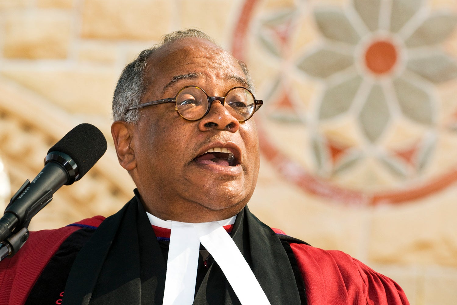 In speech, Rev. Peter Gomes exhorts ‘virtue of failure’ | Stanford Report