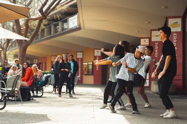 Stanford offers sunshine during Family Weekend 2020 | Stanford Report