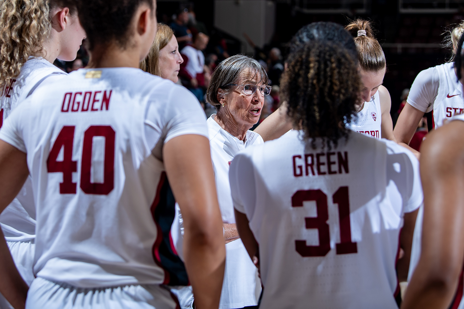 Maples court named for Tara VanDerveer | Stanford Report