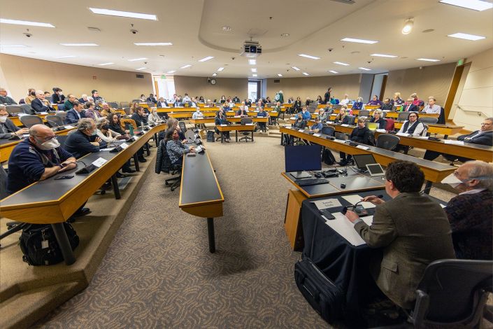 Faculty Senate creates university speech committee | Stanford Report