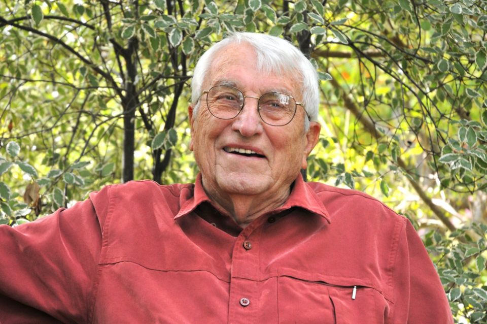 Geomathematician John W. Harbaugh dies at 92 | Stanford Report