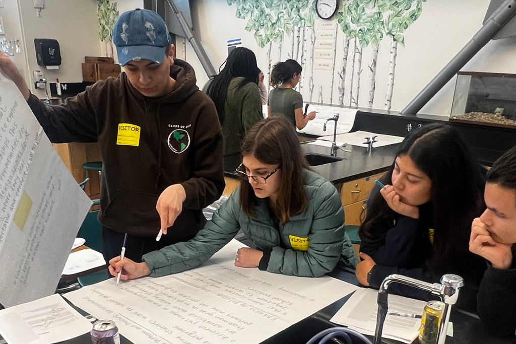 Program empowers youth researchers | Stanford Report