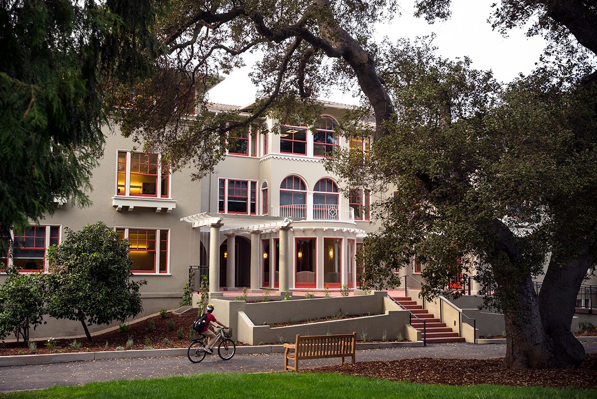 Stanford opens its 'newest' office building – Kingscote Gardens ...