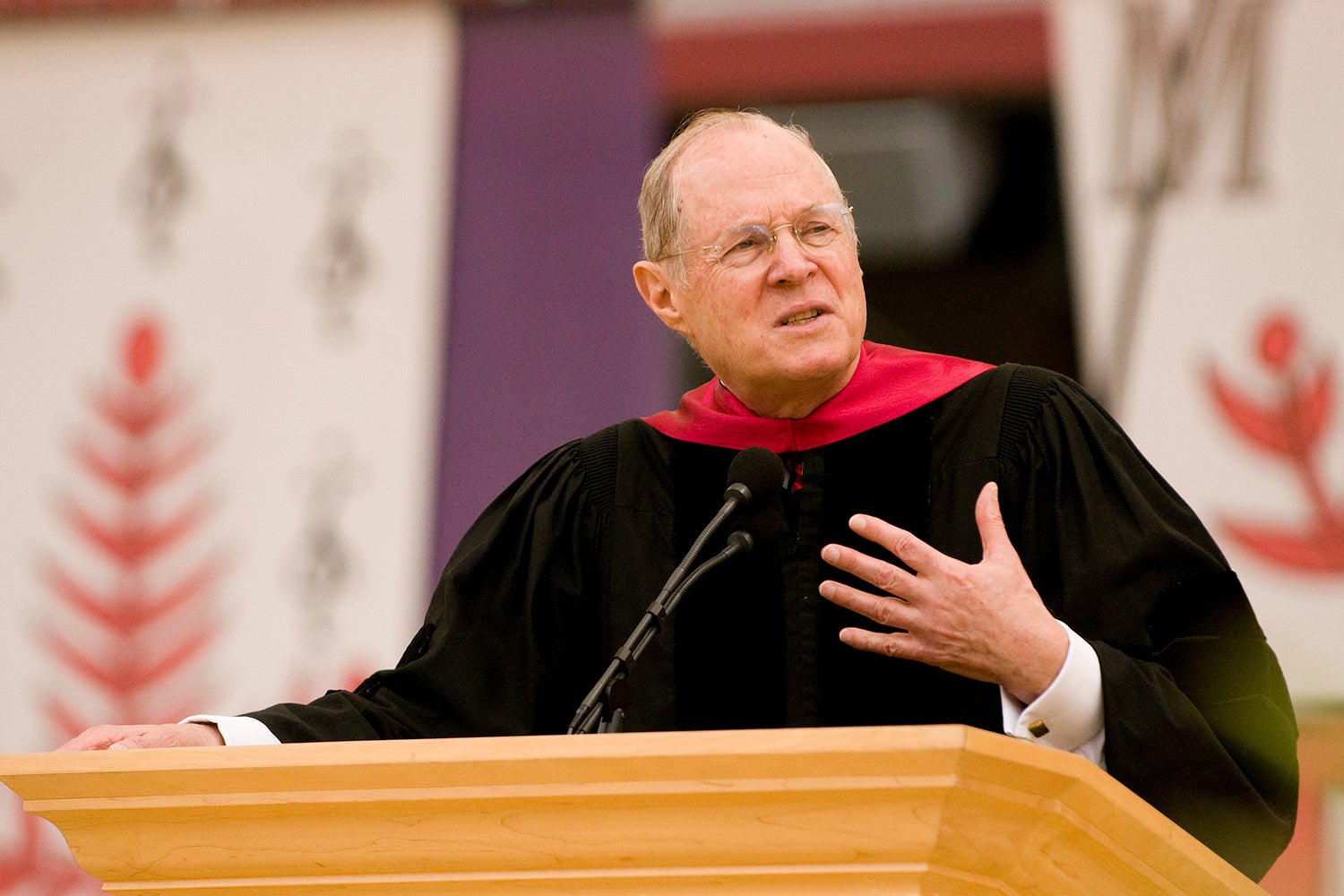 Justice Kennedy to Class of ’09: Spread freedom and the rule of law ...
