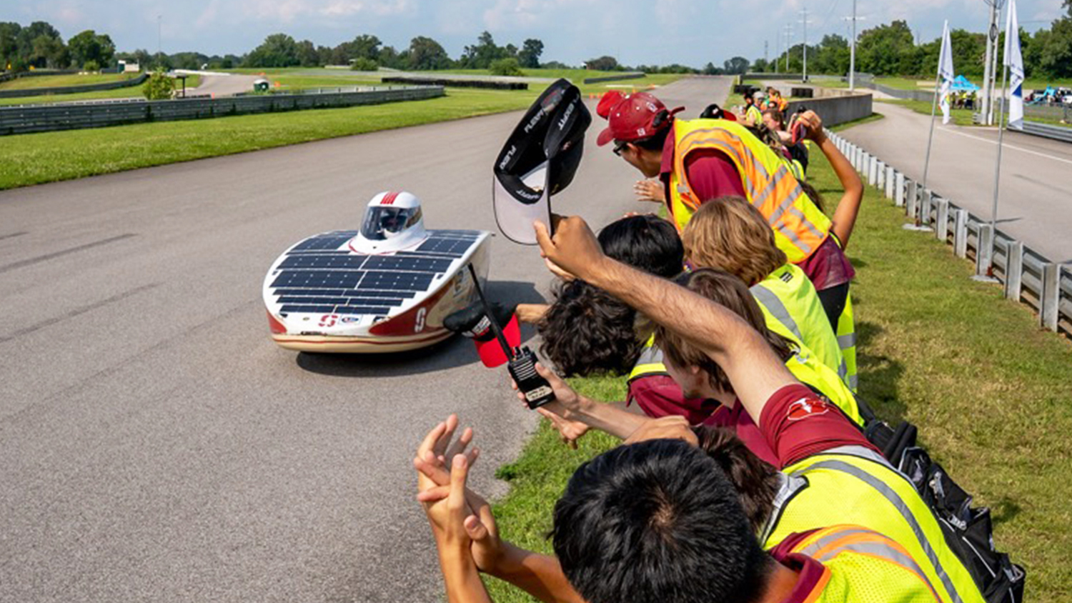 Stanford secures podium finish at solar car competition | Stanford Report